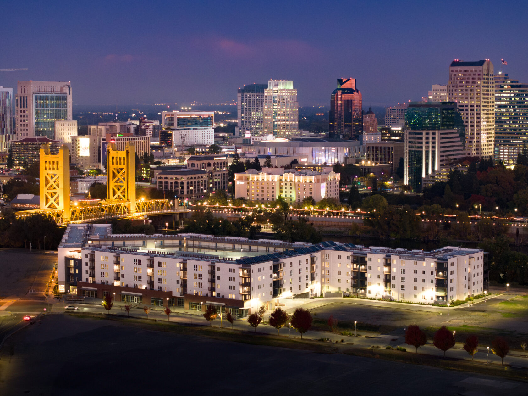 805 Riverfront Apartments • Mogavero Architects